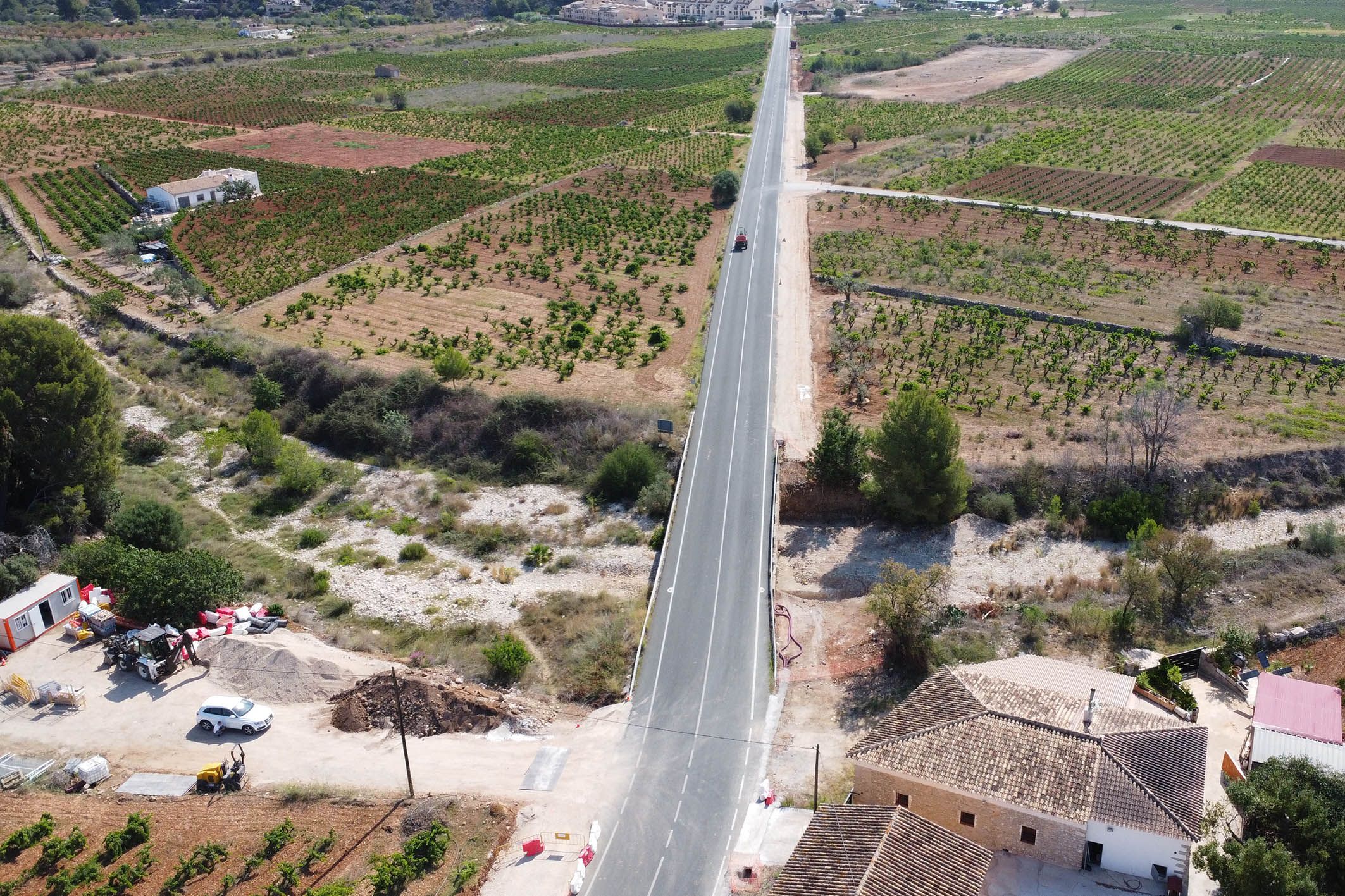 La Diputación construye un carril ciclo-peatonal en la carretera que ...